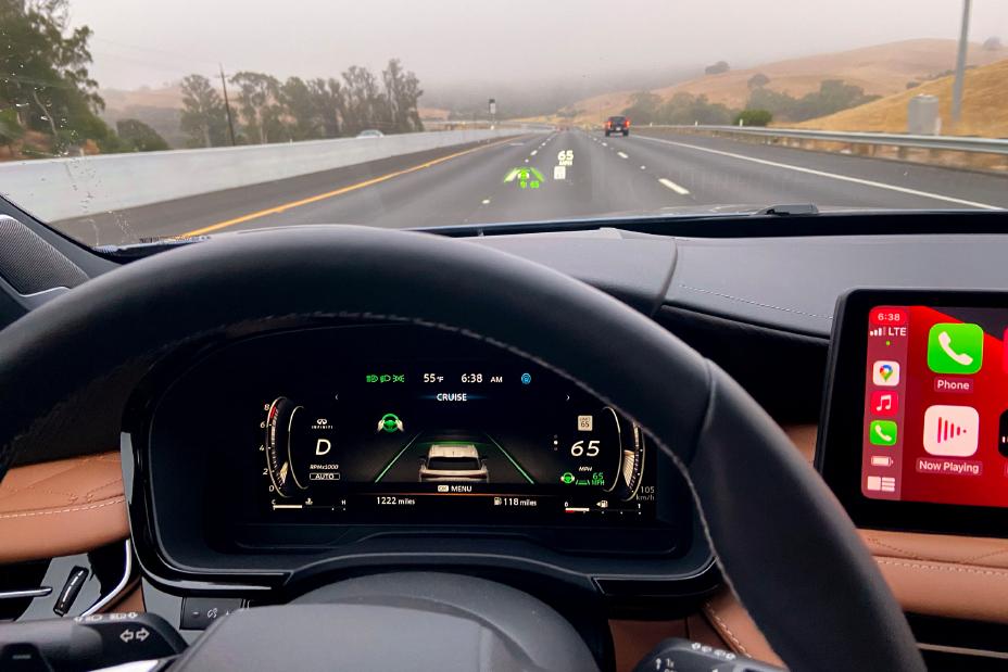 Get a Clear View: The Benefits of INFINITI’s Head-Up Display Technology ...